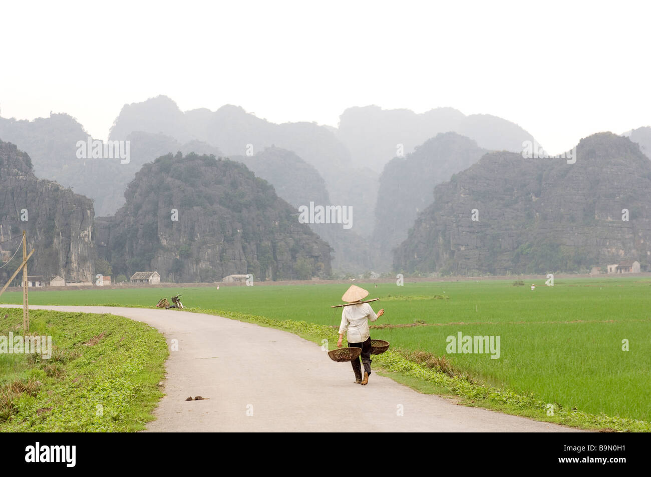 Thung nang valley hi-res stock photography and images - Alamy