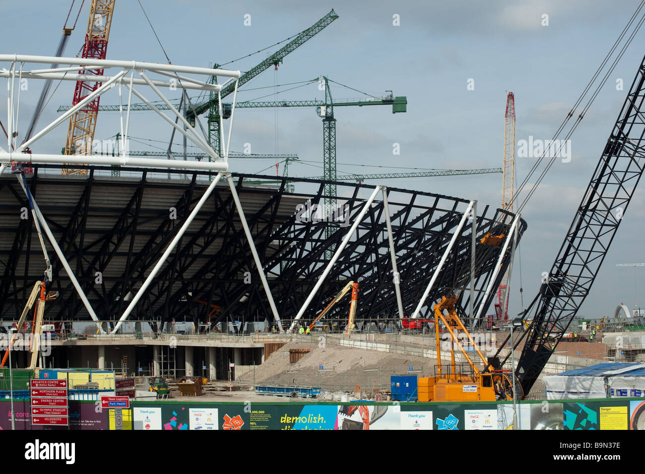 Olympic games construction hi-res stock photography and images - Alamy