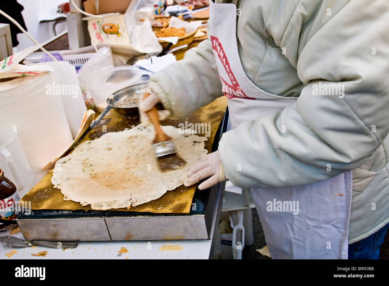 Modena flavors the preparation of borlengo Stock Photo - Alamy