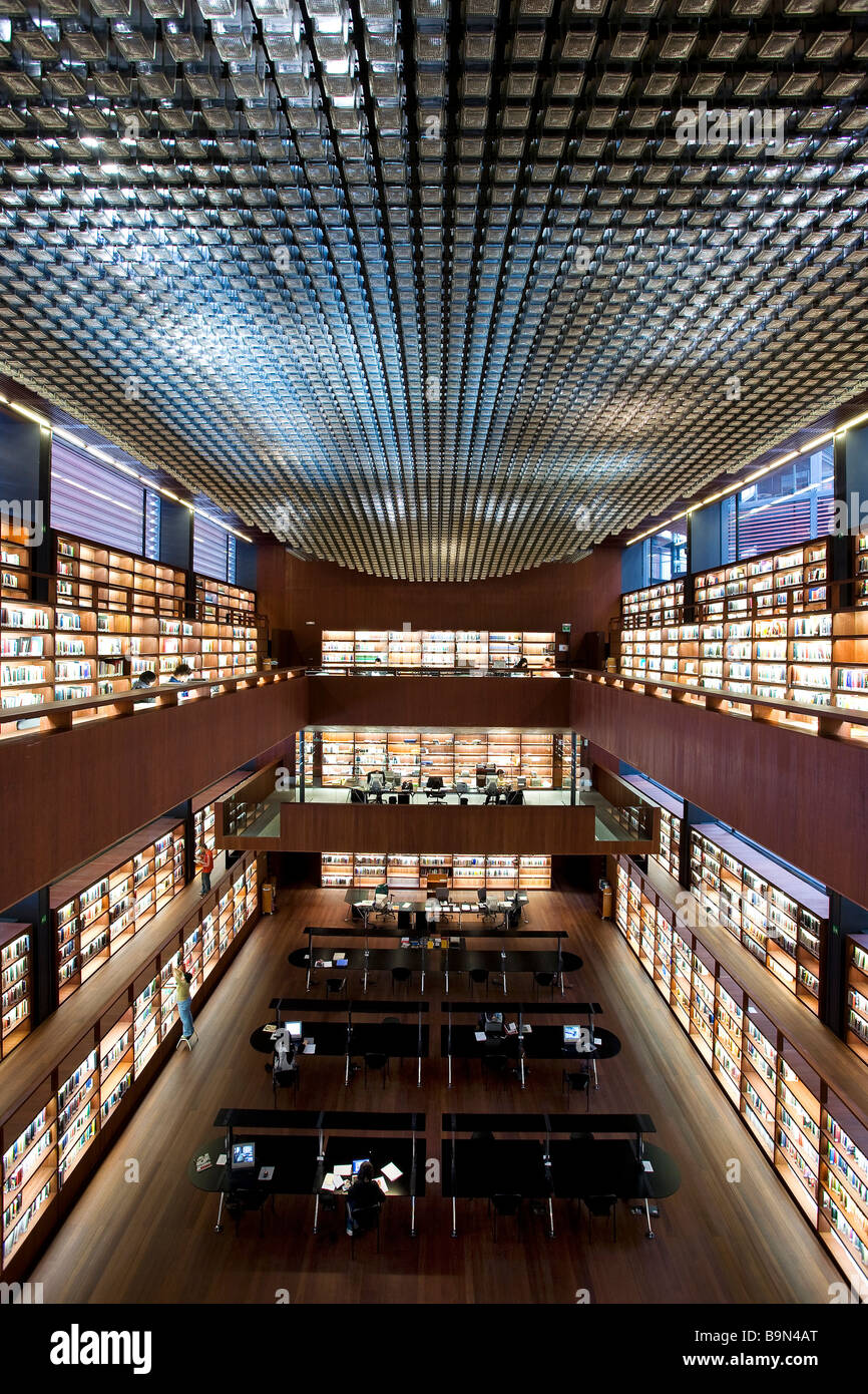 Spain, Madrid, Reina Sofia Museum, the library Stock Photo - Alamy