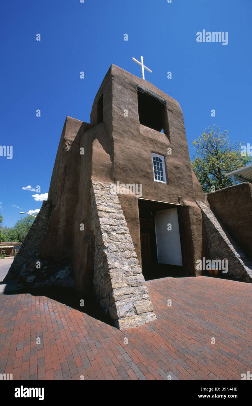 San miguel chapel santa fe hi-res stock photography and images - Alamy
