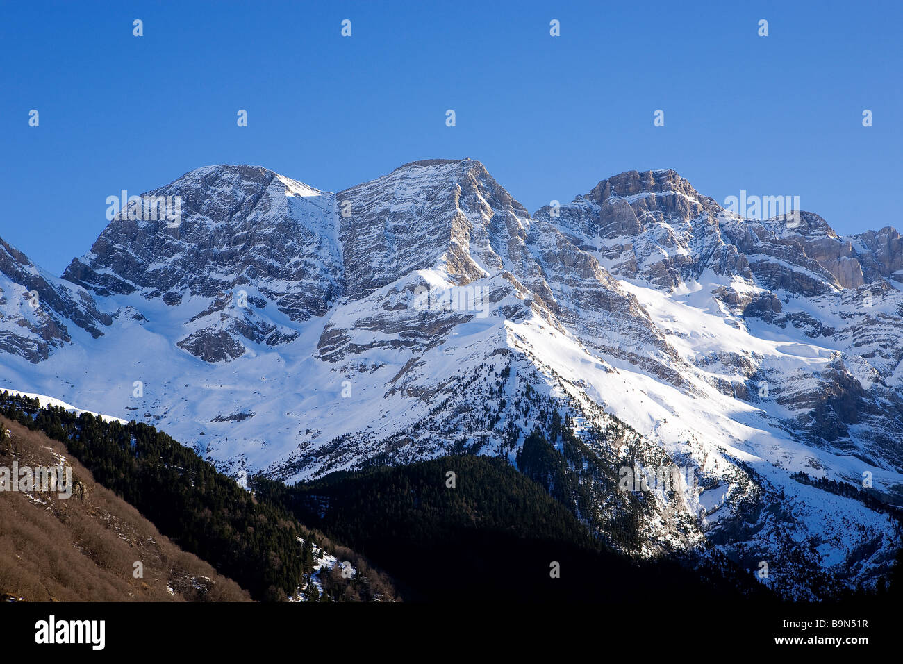 France, Hautes Pyrenees, Parc National des Pyrenees, Cirque de Gavarnie ...