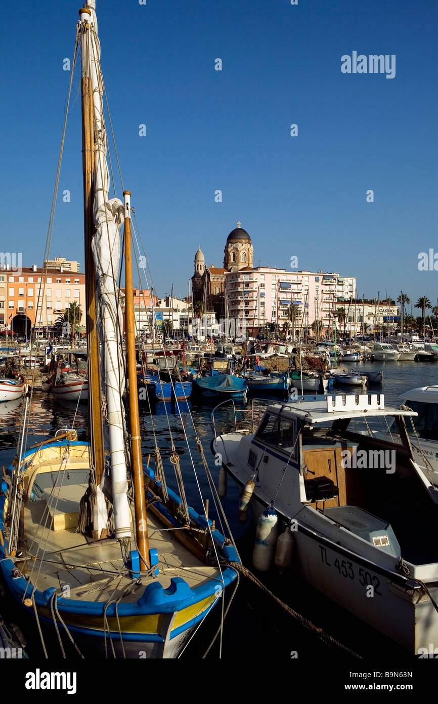 France, Var, Saint Raphael, the town centre and the harbour Stock Photo ...