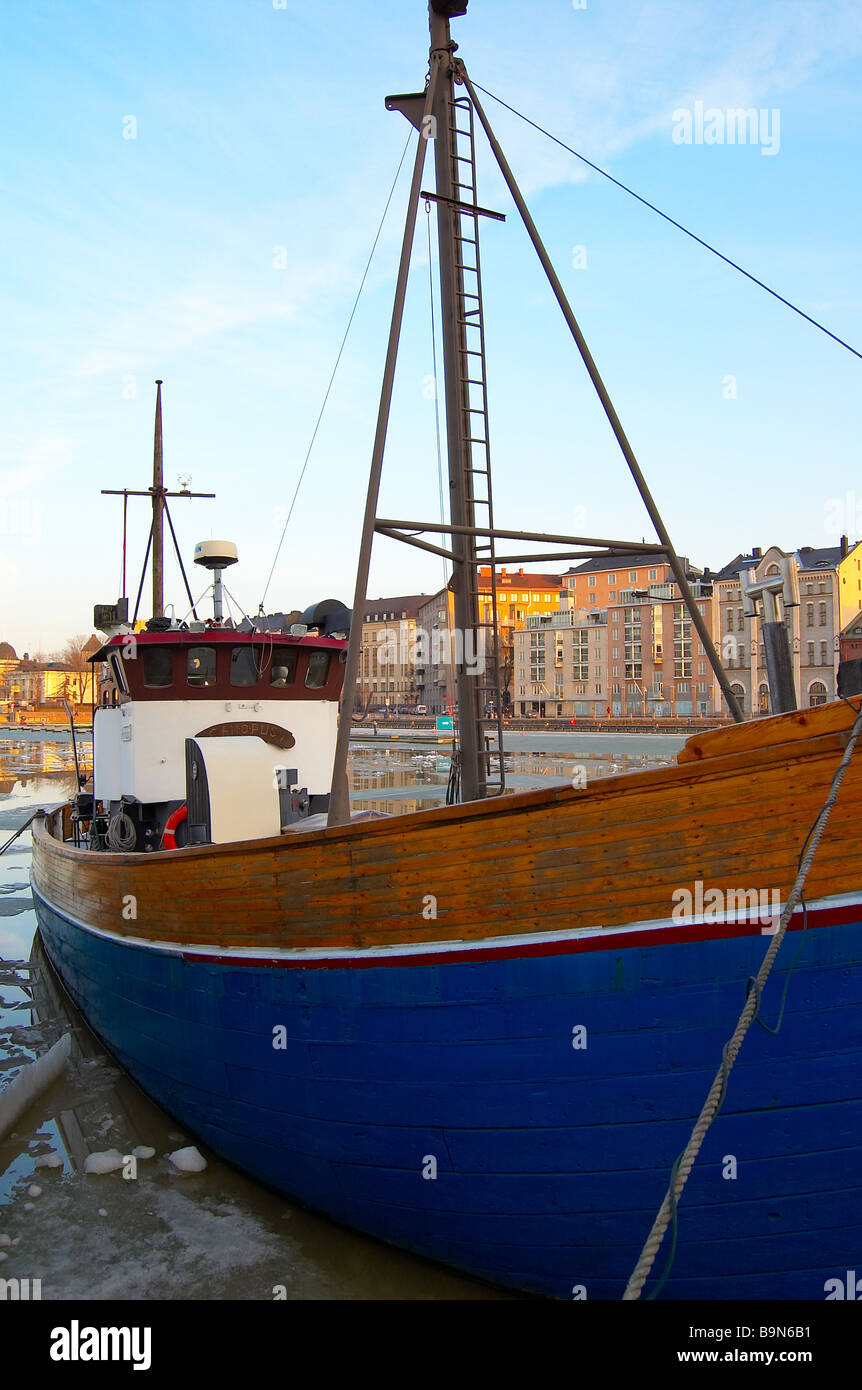 Helsinki bay hi-res stock photography and images - Alamy