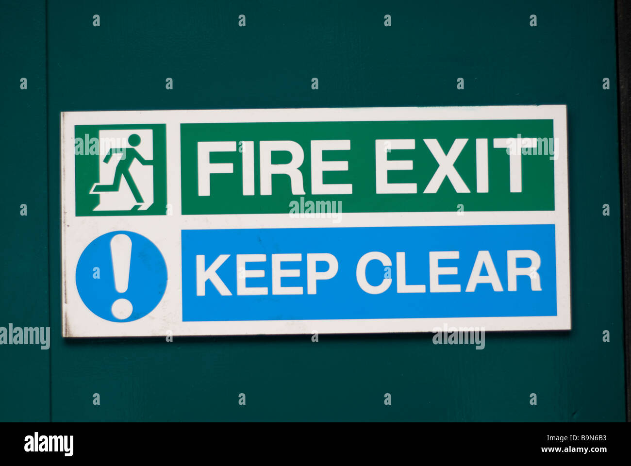 Fire exit sign hi-res stock photography and images - Alamy