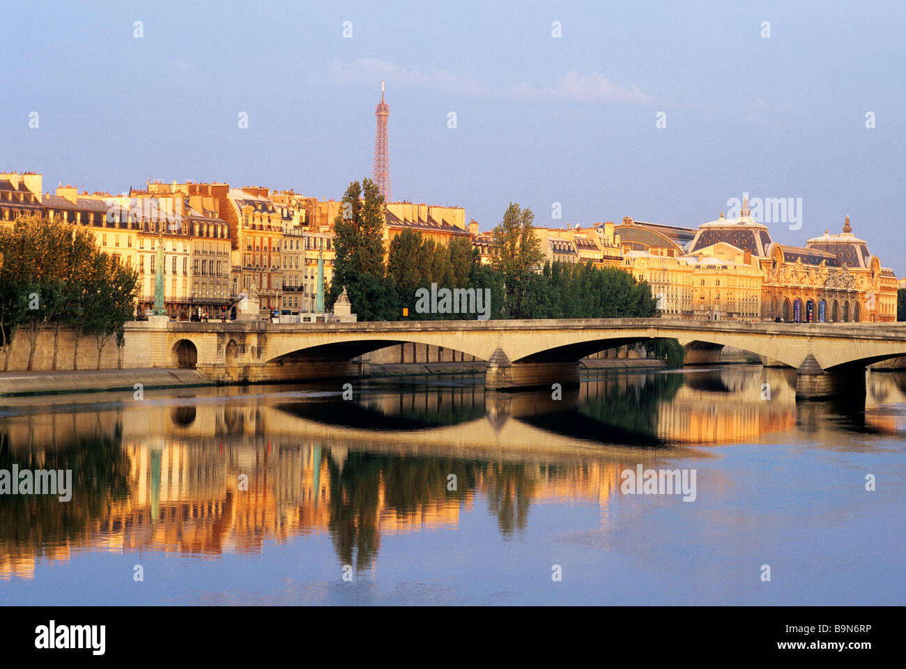 France, Paris, banks of the Seine river classified as World Heritage by ...