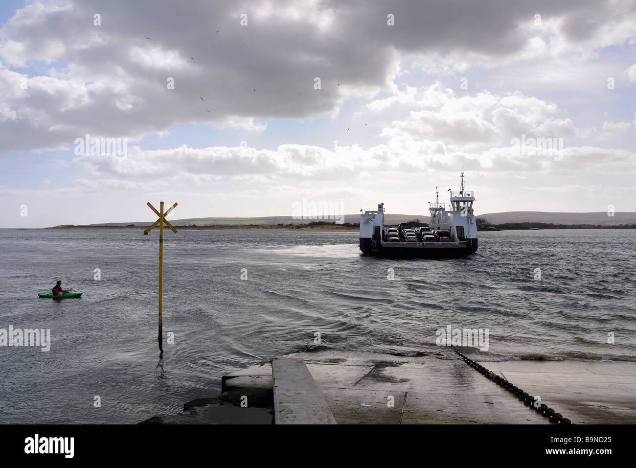 POOLE, DORSET, UK - MARCH 14, 2009: The "Bramble Bush Bay" chain ferry ...