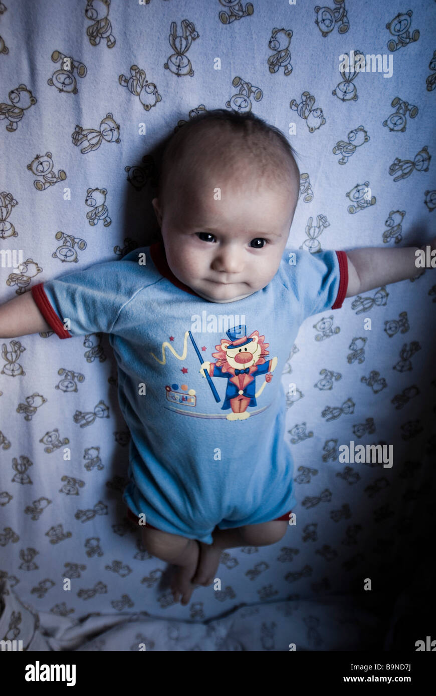 Cots babies hi-res stock photography and images - Alamy