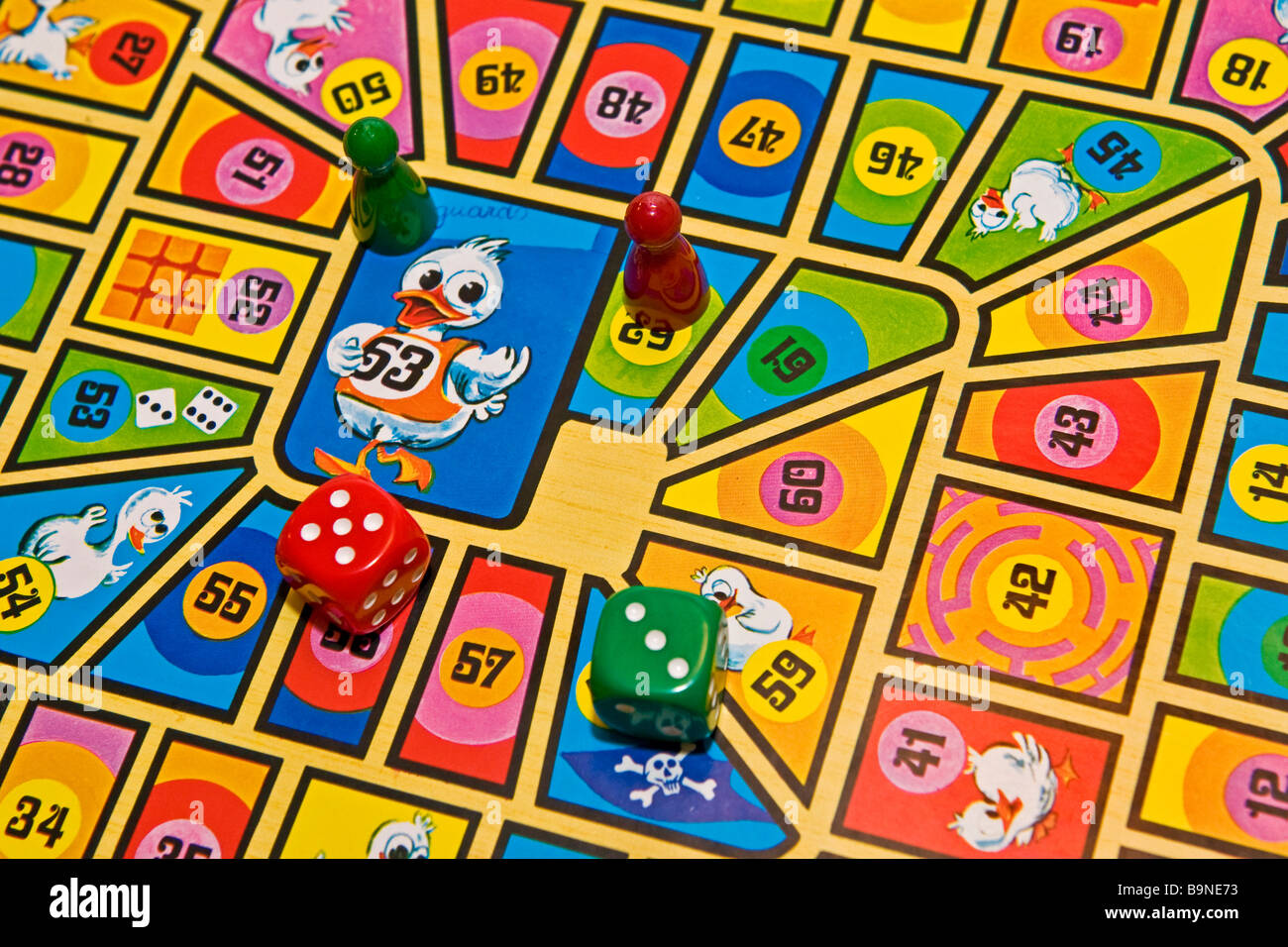 Games board goose hi-res stock photography and images - Alamy
