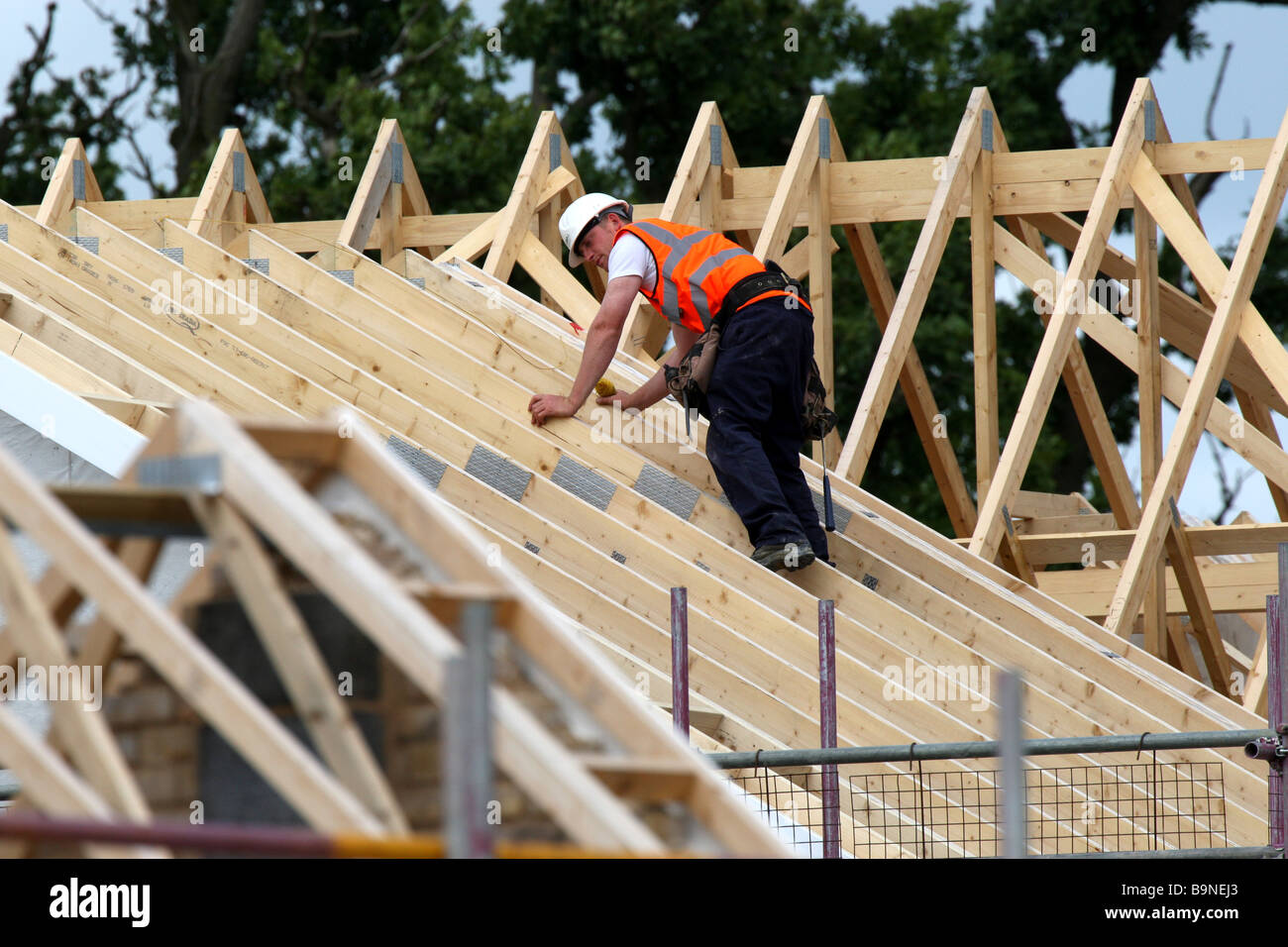 New housing estate being built by builders Stock Photo - Alamy