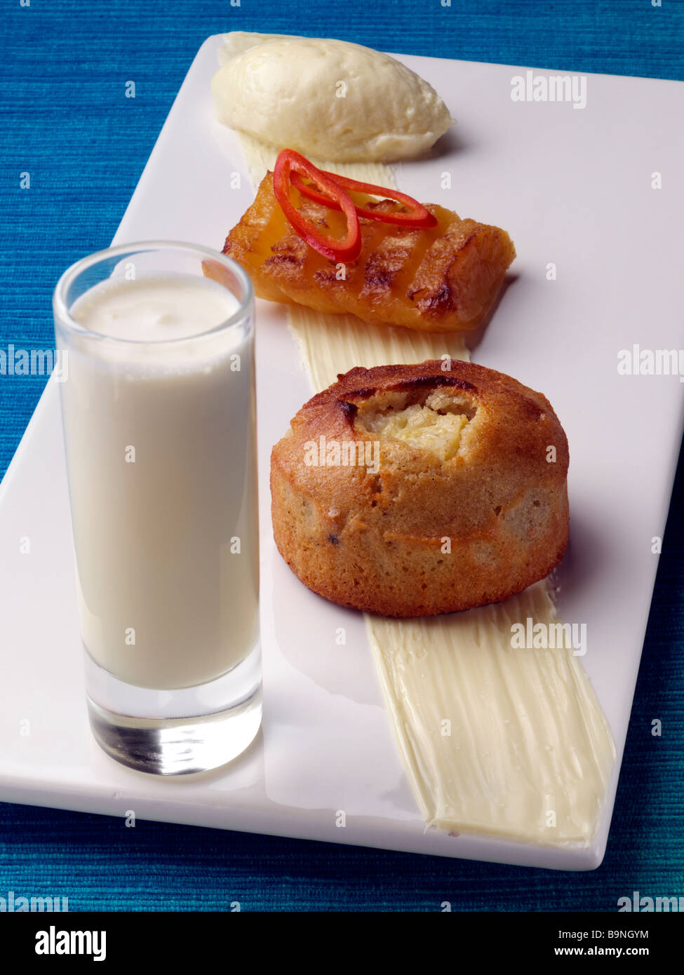 Pineapple financier rum roasted pineapple hi-res stock photography and ...