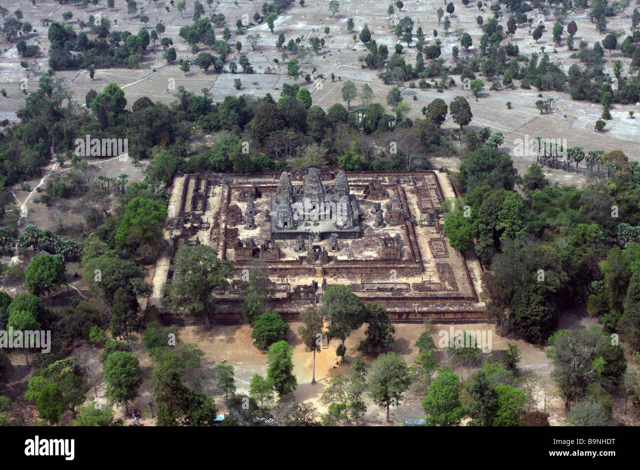 arial view of temple at angkor wat cambodia Stock Photo - Alamy