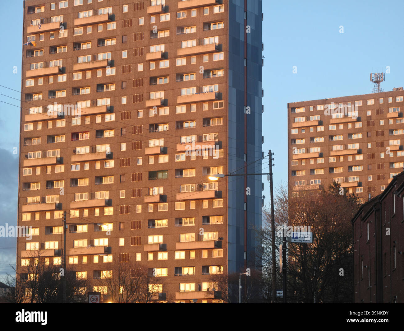 High rise tower blocks glasgow hi-res stock photography and images - Alamy
