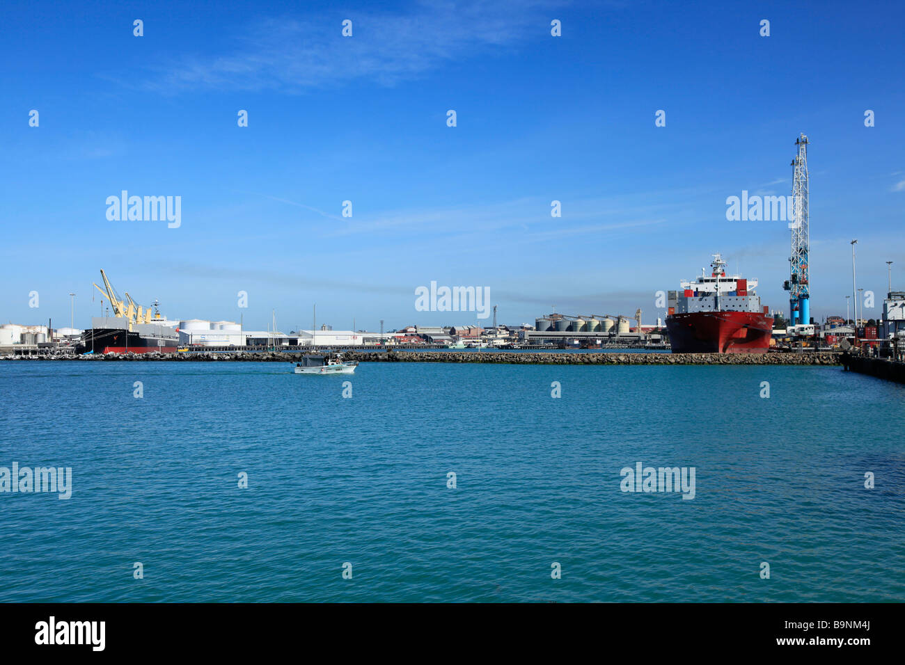Cranes loading container ship in Prime Port,Timaru,Canterbury, South ...