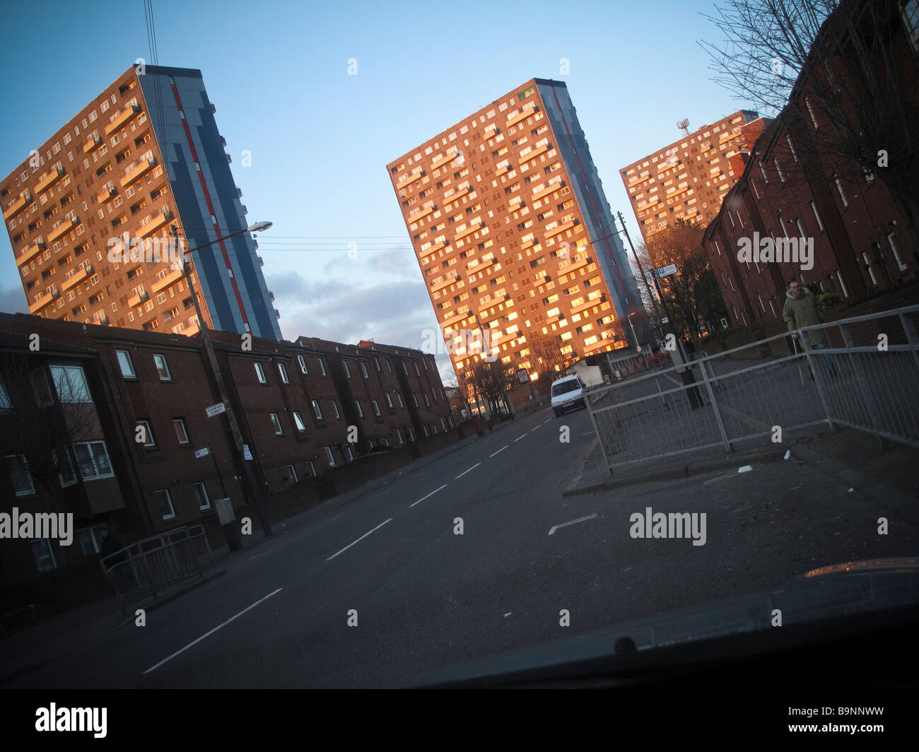 High rise flats scotland hi-res stock photography and images - Alamy