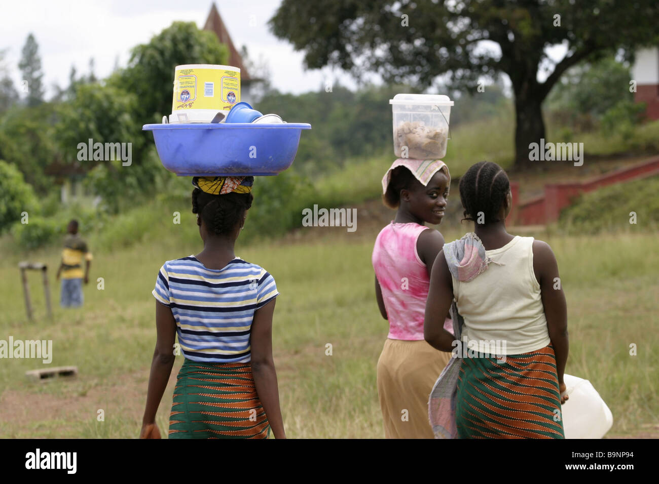 Rural women transport hi-res stock photography and images - Alamy