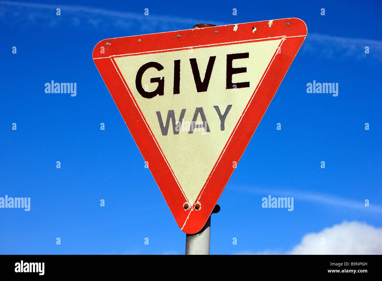 Red triangle signs hi-res stock photography and images - Alamy