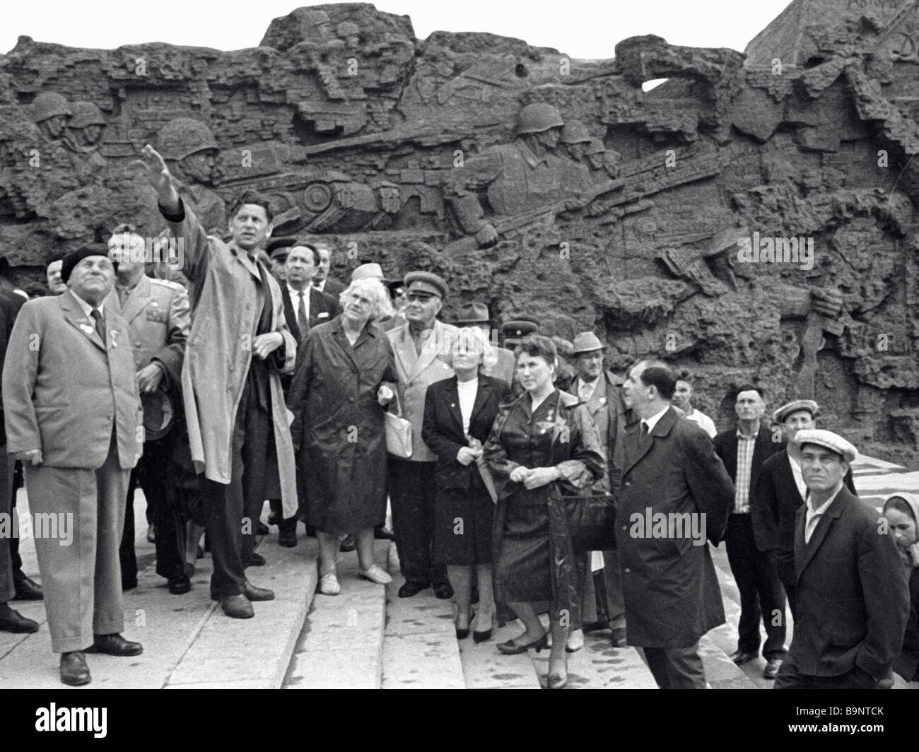 WWII veterans on an excursion on Mamayev Hill in Stalingrad Stock Photo ...
