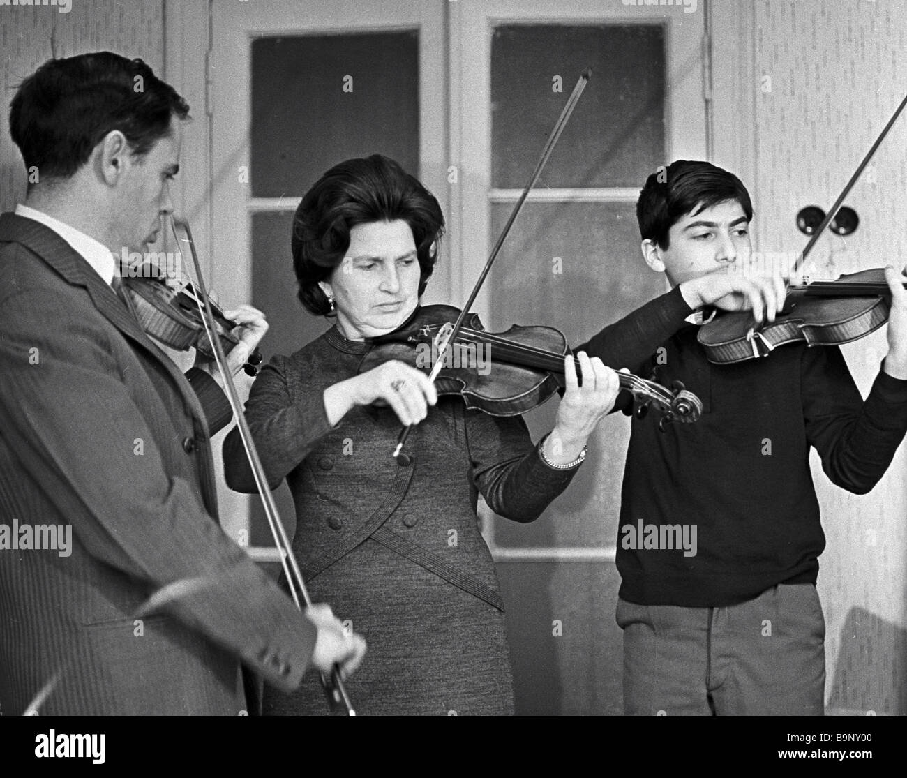 Violinist and Lenin Prize winner Leonid Kogan left with his wife ...