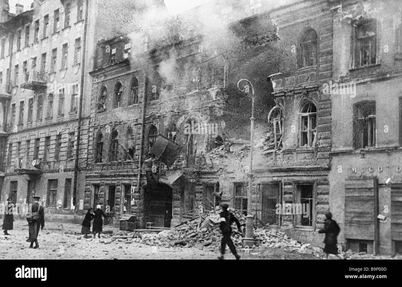 A street after a German artillery raid during the Leningrad blockade ...