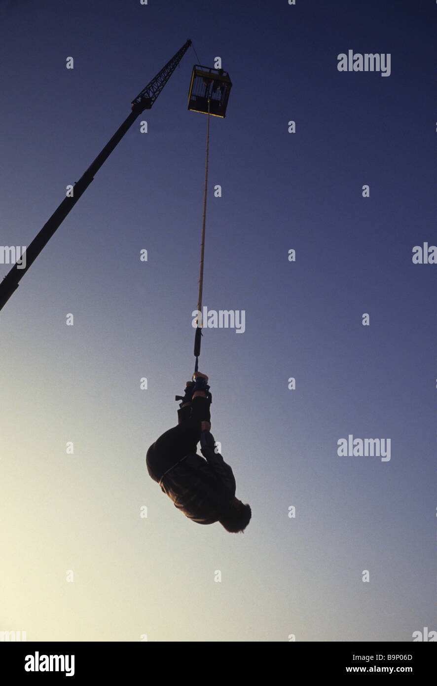 Bungee jumping feet hi-res stock photography and images - Alamy