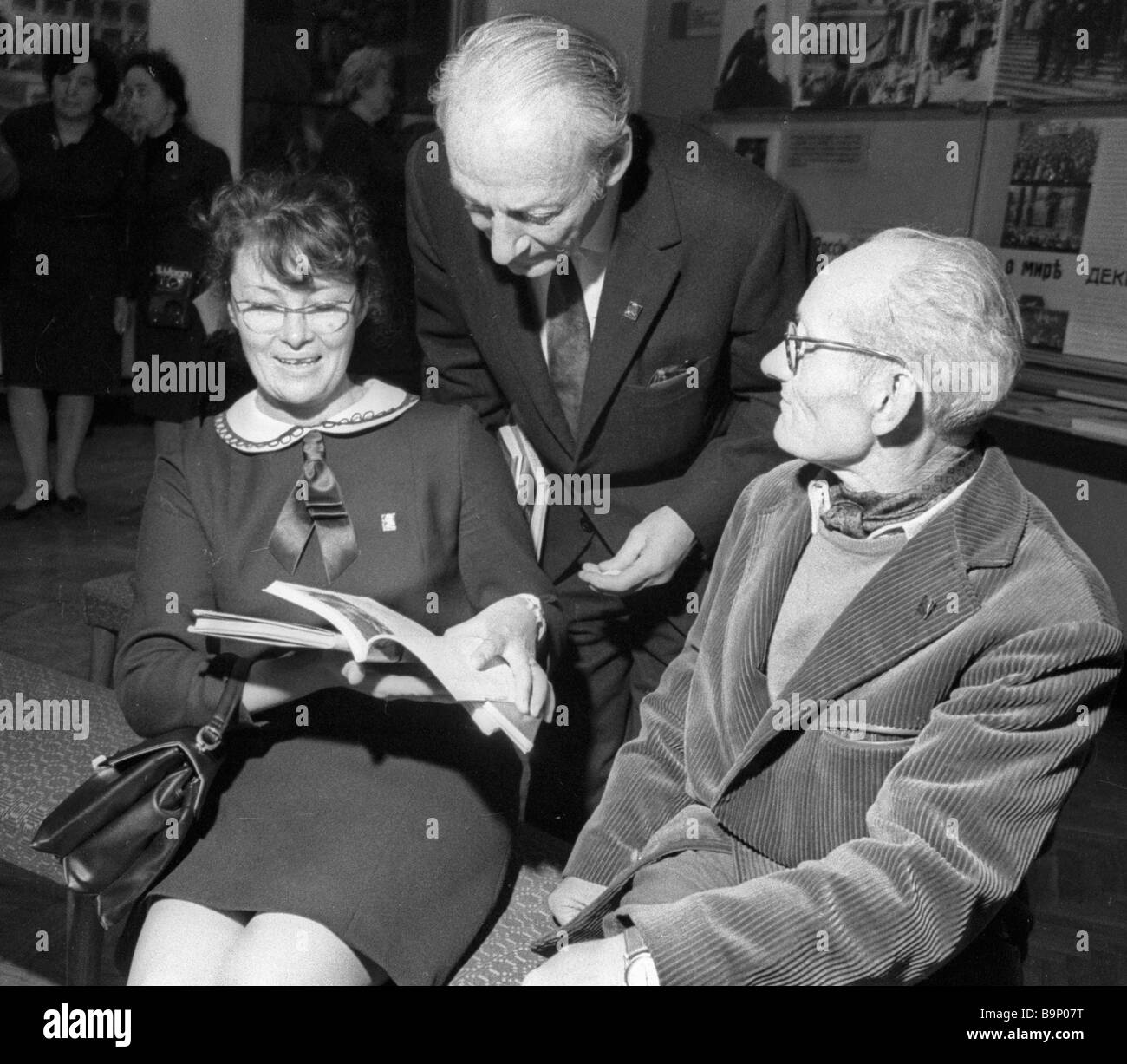 Karl Marx s great grandchildren Frederique Longue right Robert Longue ...