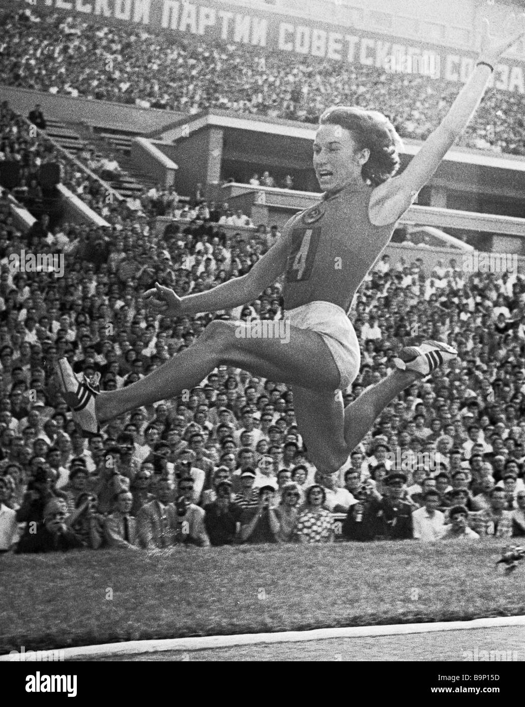 Soviet athlete Tatiana Shchelkanova establishing a world record in long ...