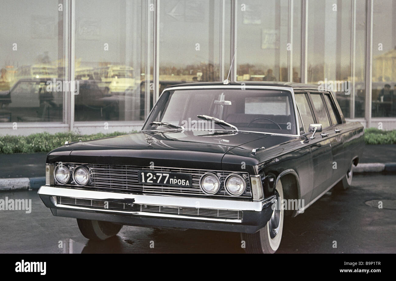 A ZIL 114 car Stock Photo - Alamy