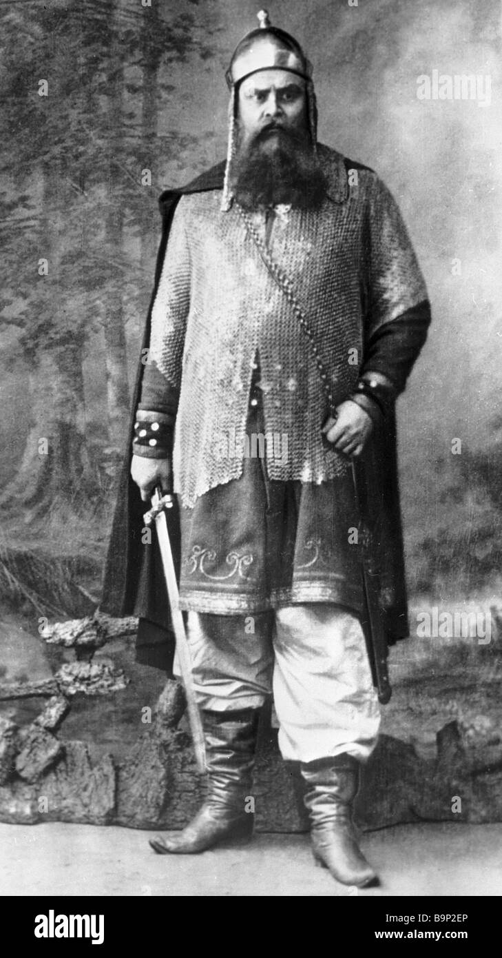 Pavel Khokhlov as Igor in Alexander Borodin s opera Prince Igor Stock ...