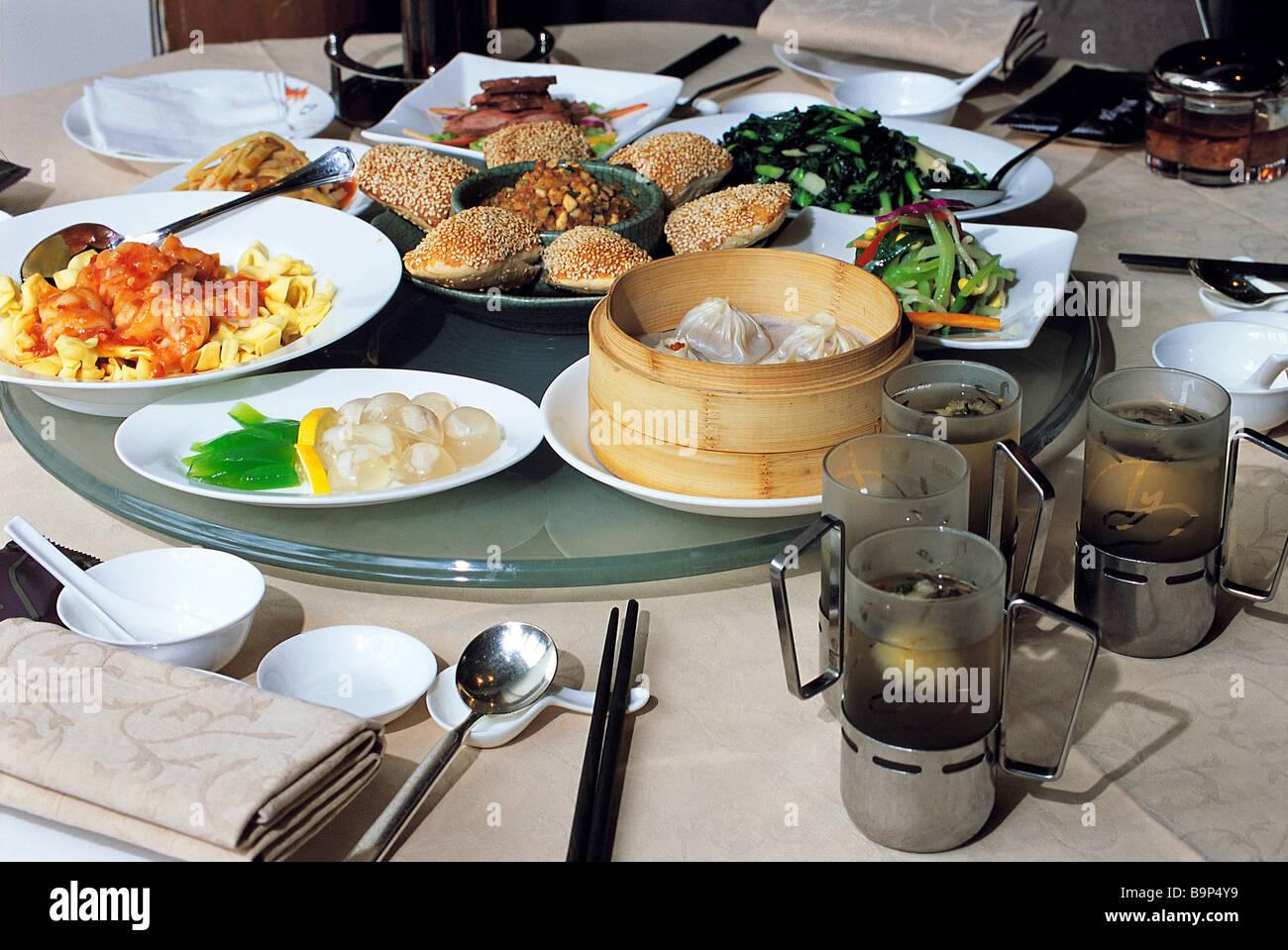 China, Shanghai, local cuisine with a dim sum cooked by steaming Stock ...