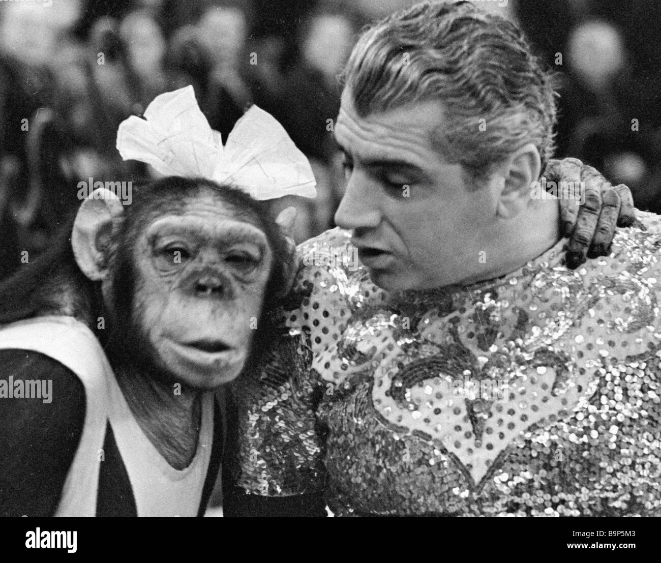 Tamer Stepan Isaakyan with his monkey performing at the Yerevan circus ...