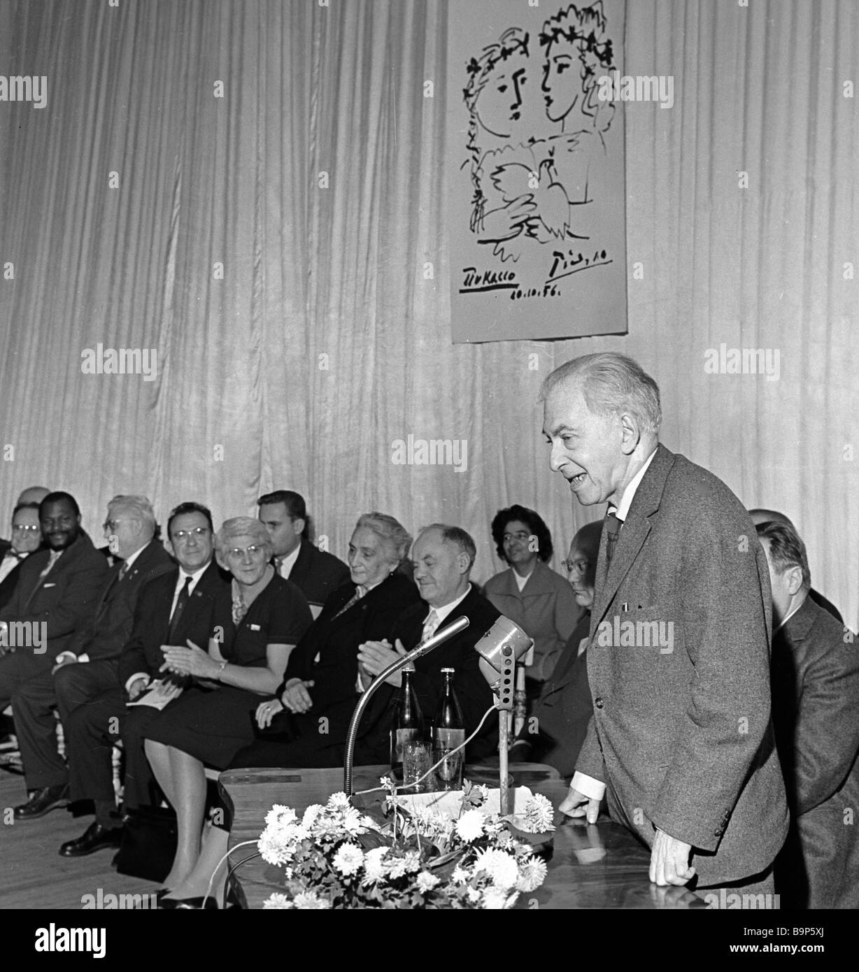 Soviet topical writer Ilya Ehrenburg addresses a Pablo Picasso 80th ...