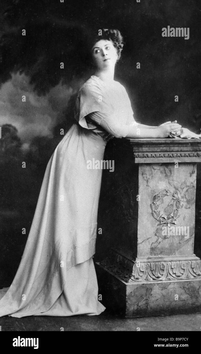 Alexandra Kollontai activist of the international women s movement ...