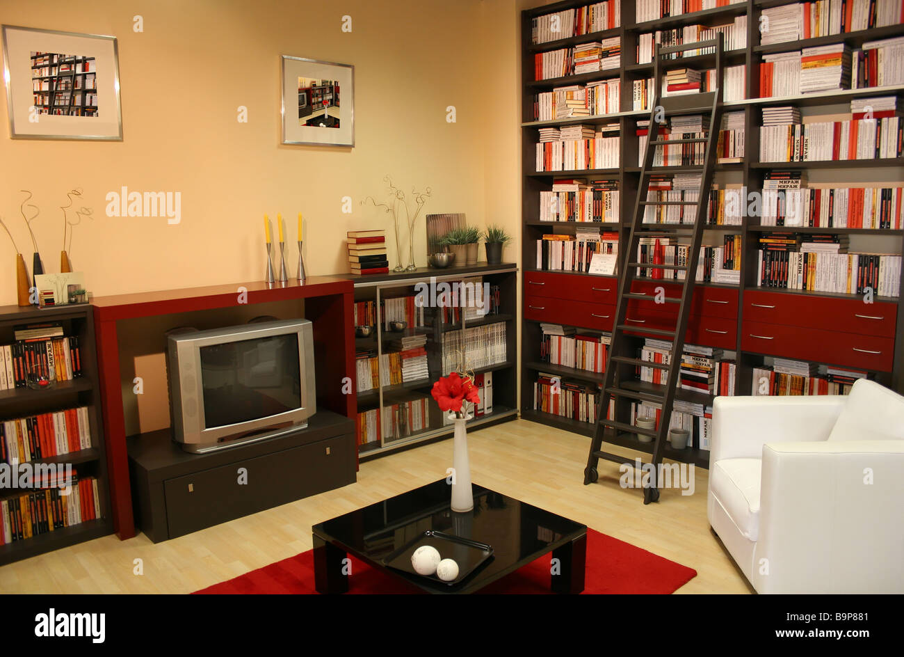 Home alone 2 hi-res stock photography and images - Alamy