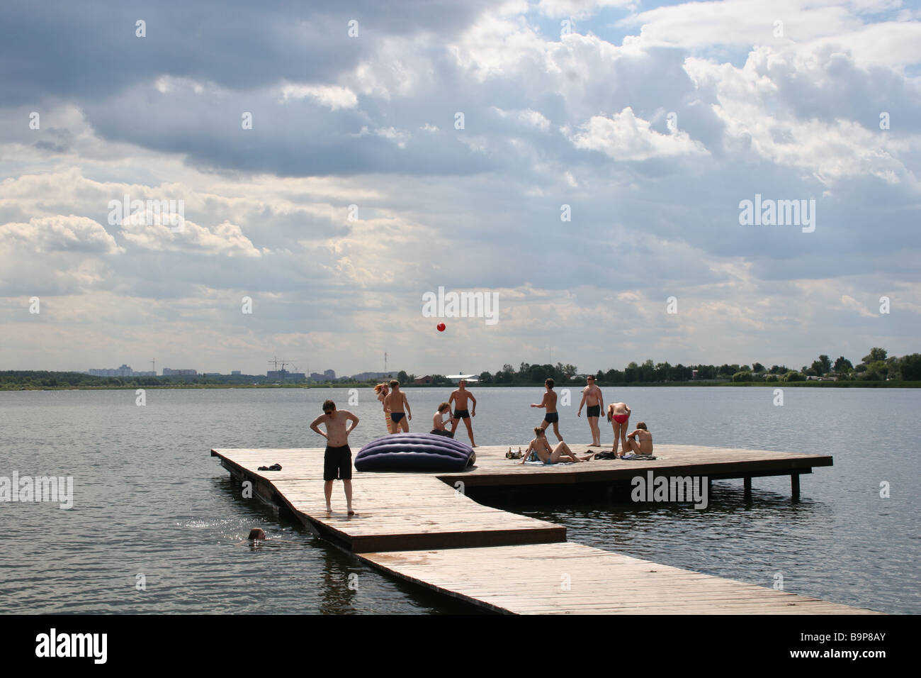 Beach volleyball on spring break hi-res stock photography and images ...