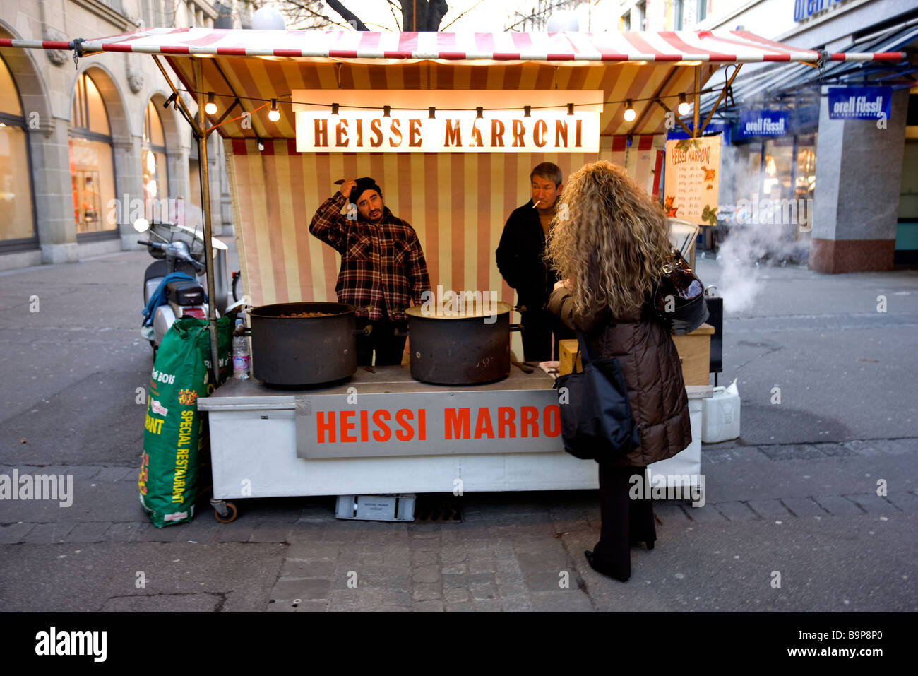 Daily life zurich switzerland hi-res stock photography and images - Alamy