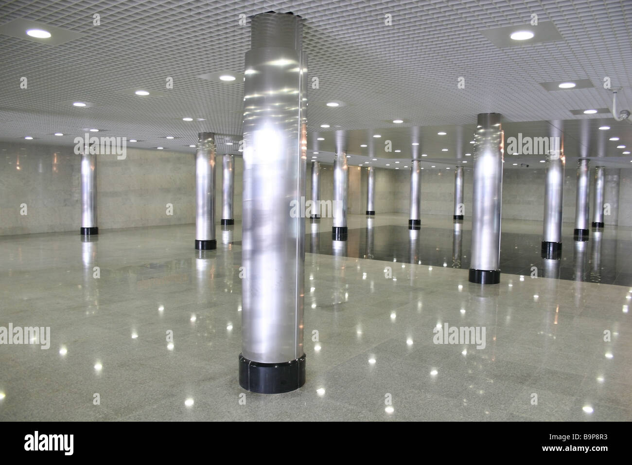 lobby hall empty Stock Photo - Alamy