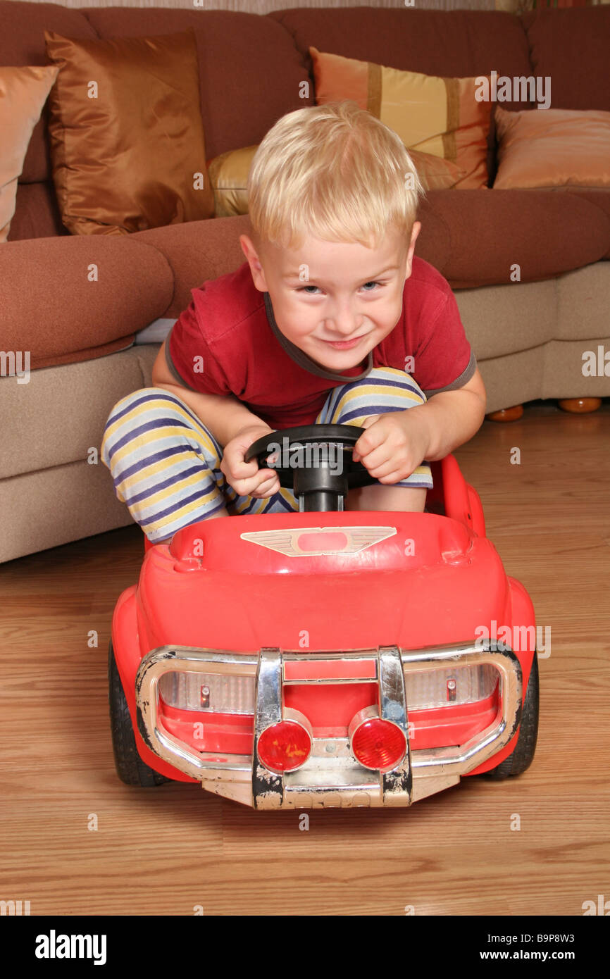 Child battery toy hi-res stock photography and images - Alamy