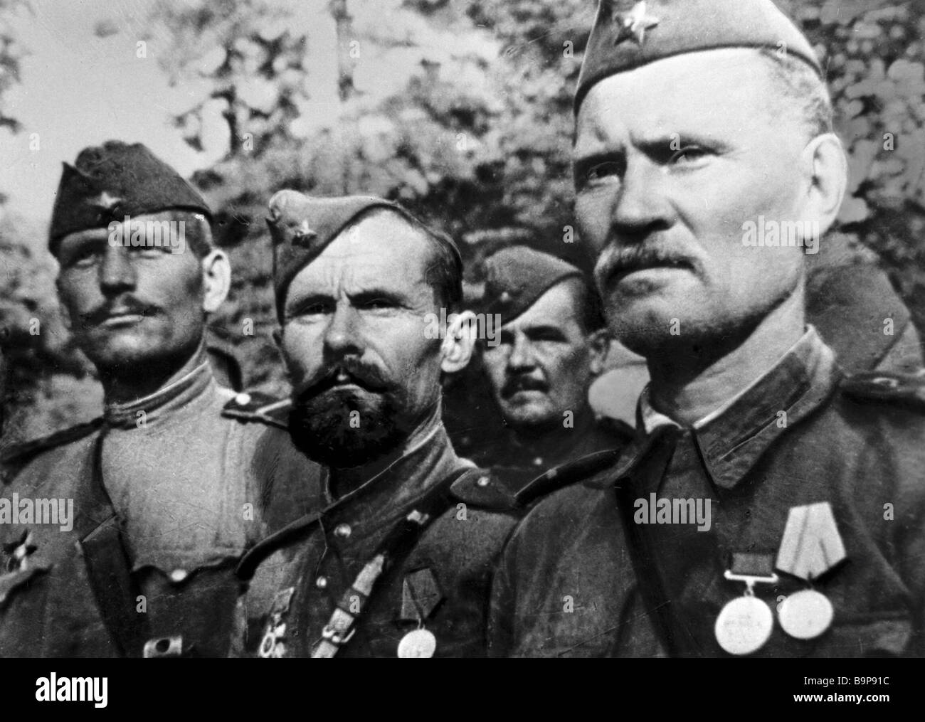 Red Army soldiers at the Great Patriotic war Stock Photo - Alamy