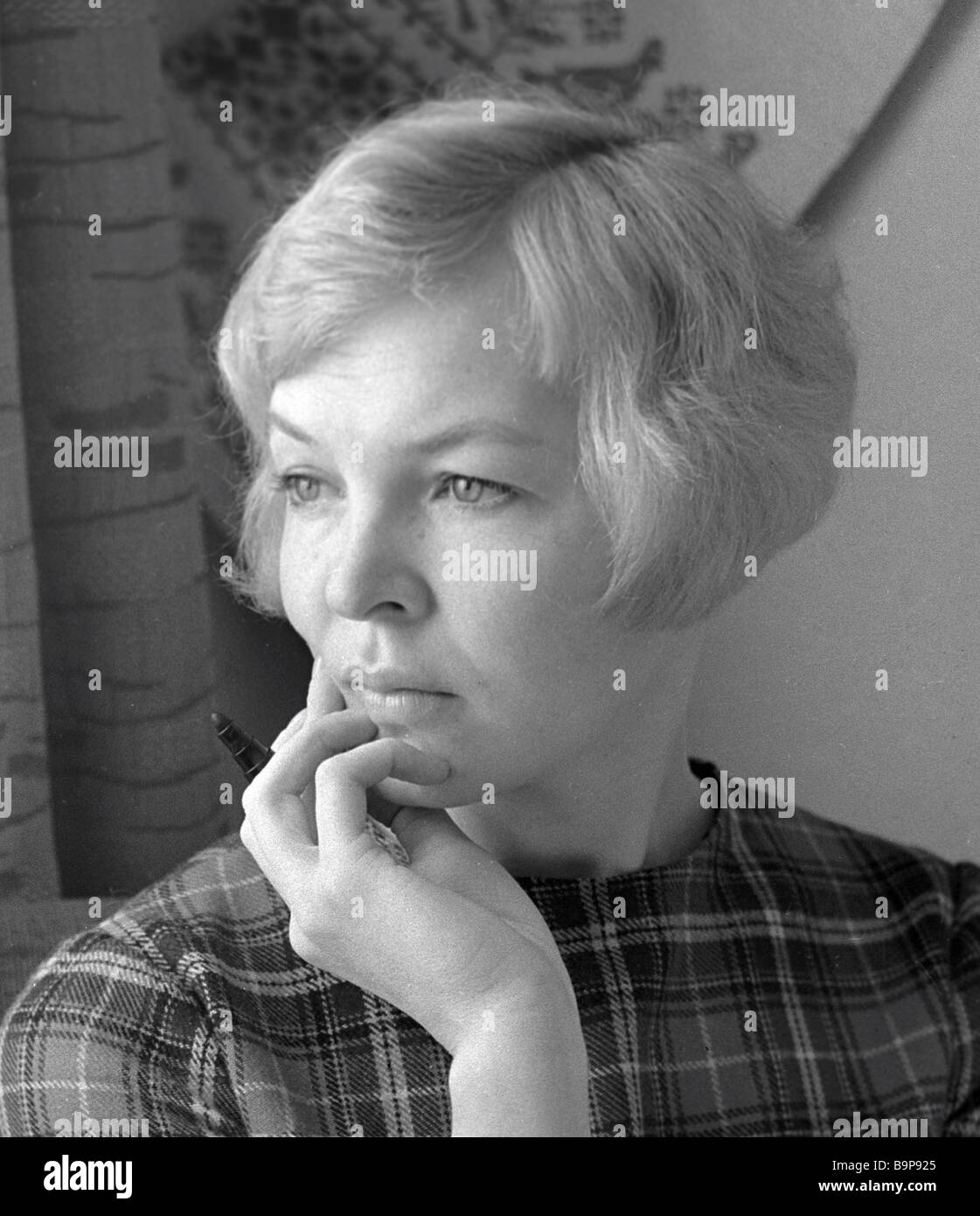 Artist Tamara Yufa Stock Photo - Alamy