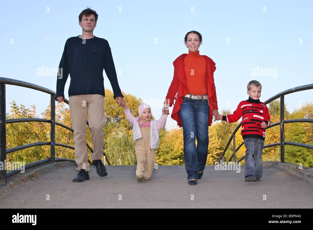 Four girls on the bridge hi-res stock photography and images - Alamy