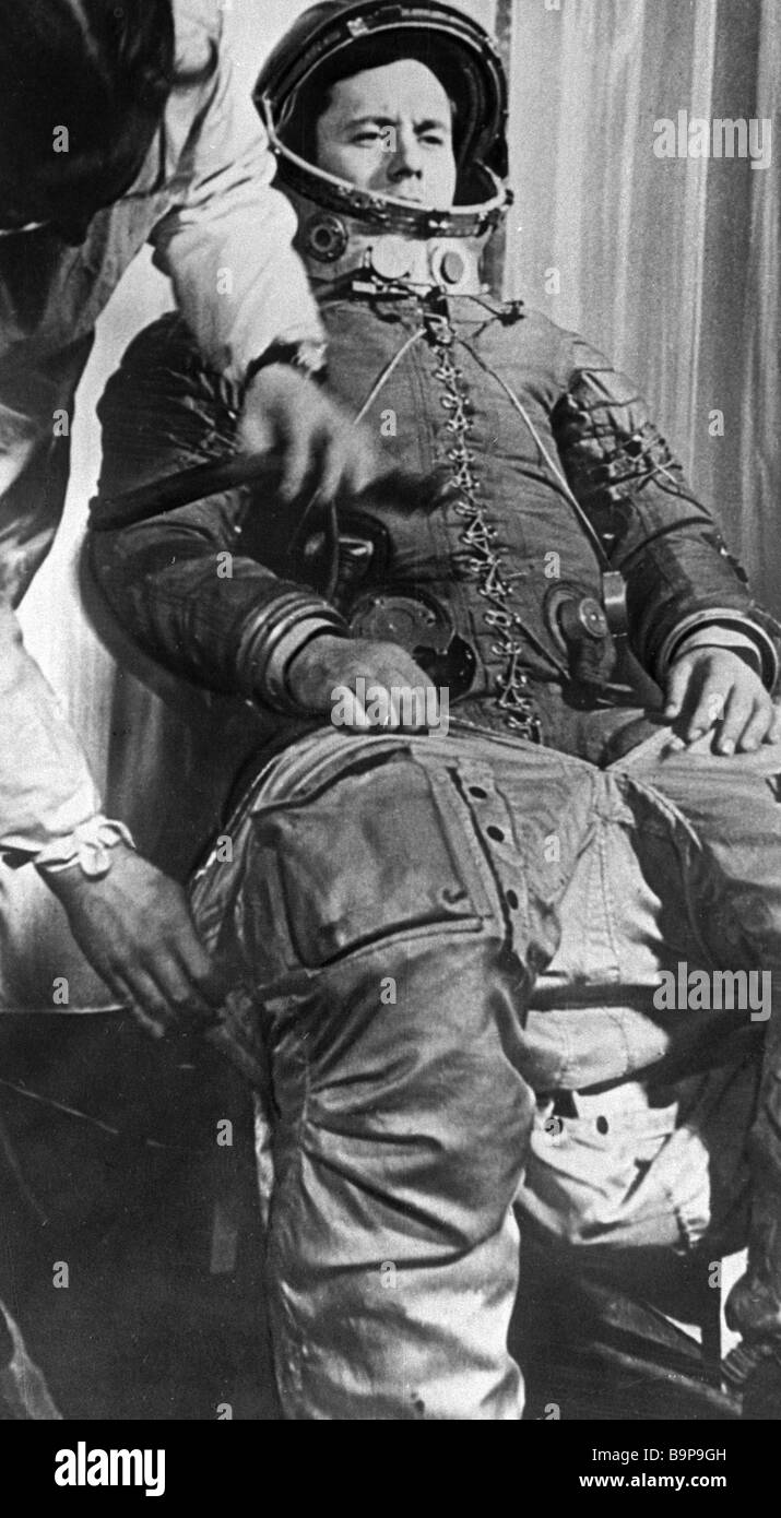 Cosmonaut Pavel Popovich in his spacesuit Stock Photo - Alamy