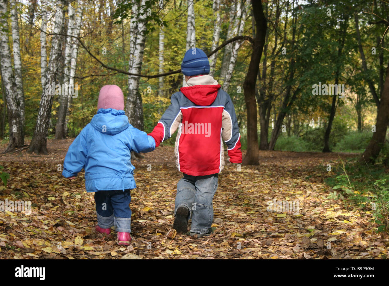 children in park Stock Photo - Alamy