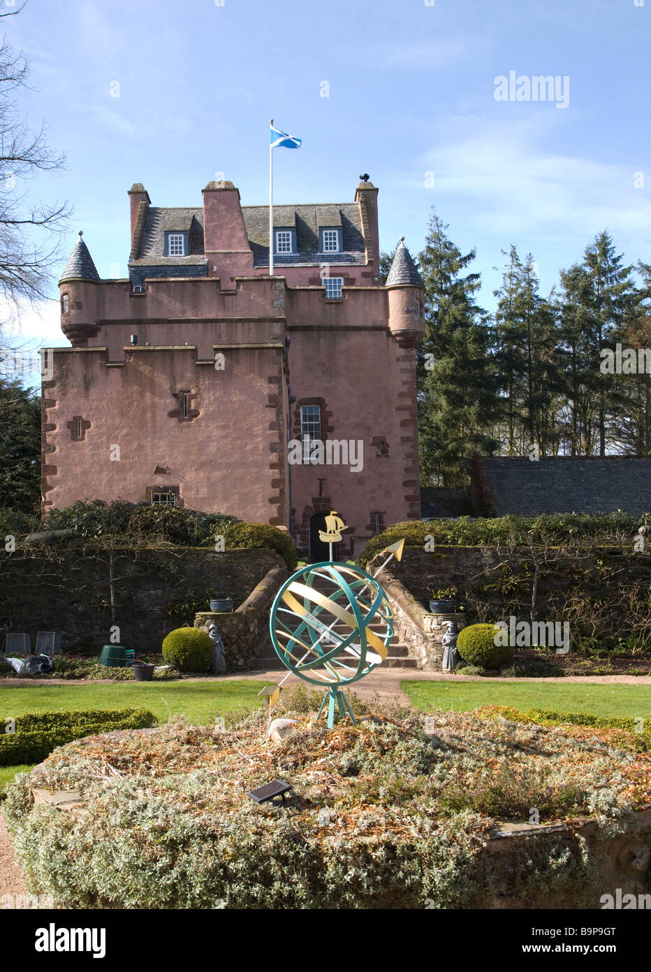 Towie scotland hi-res stock photography and images - Alamy