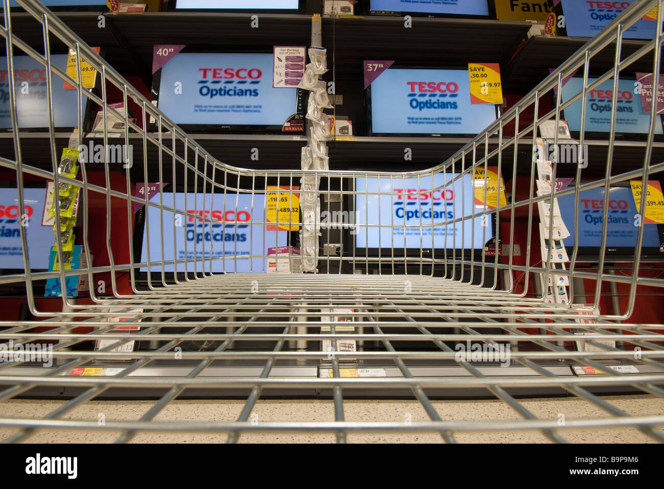 Uk supermarket competition hi-res stock photography and images - Alamy