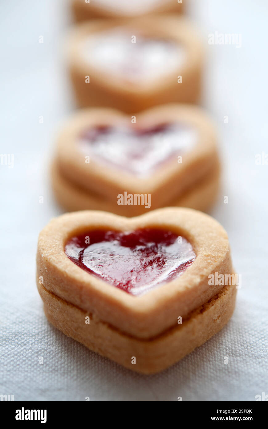 Heart shaped jam tarts hi-res stock photography and images - Alamy