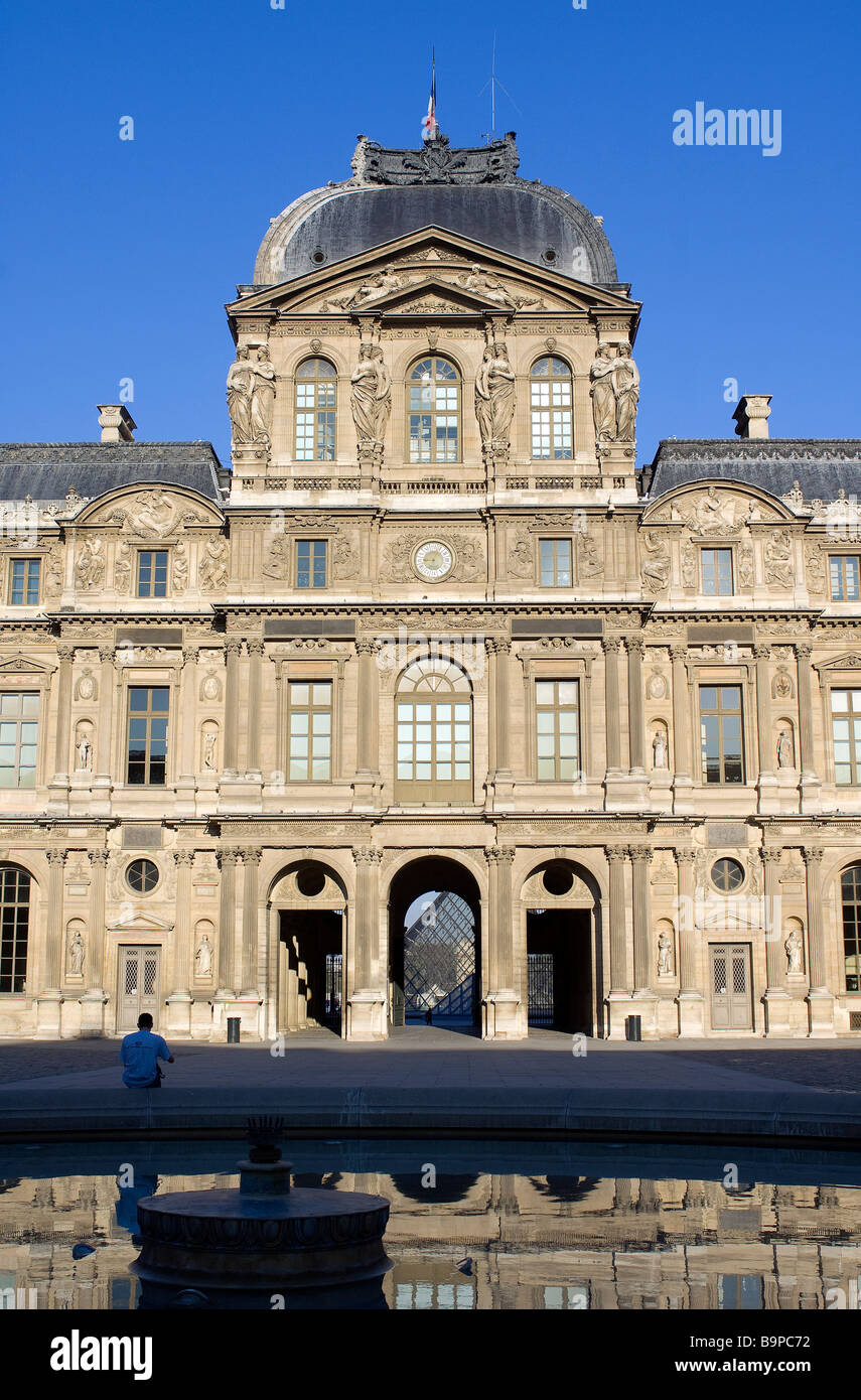 Cour carree louvre hi-res stock photography and images - Alamy