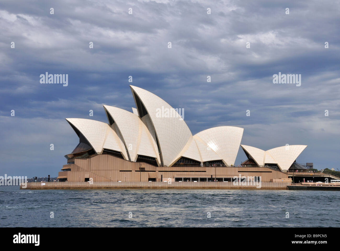 Sydney opera house, sydney hi-res stock photography and images - Alamy