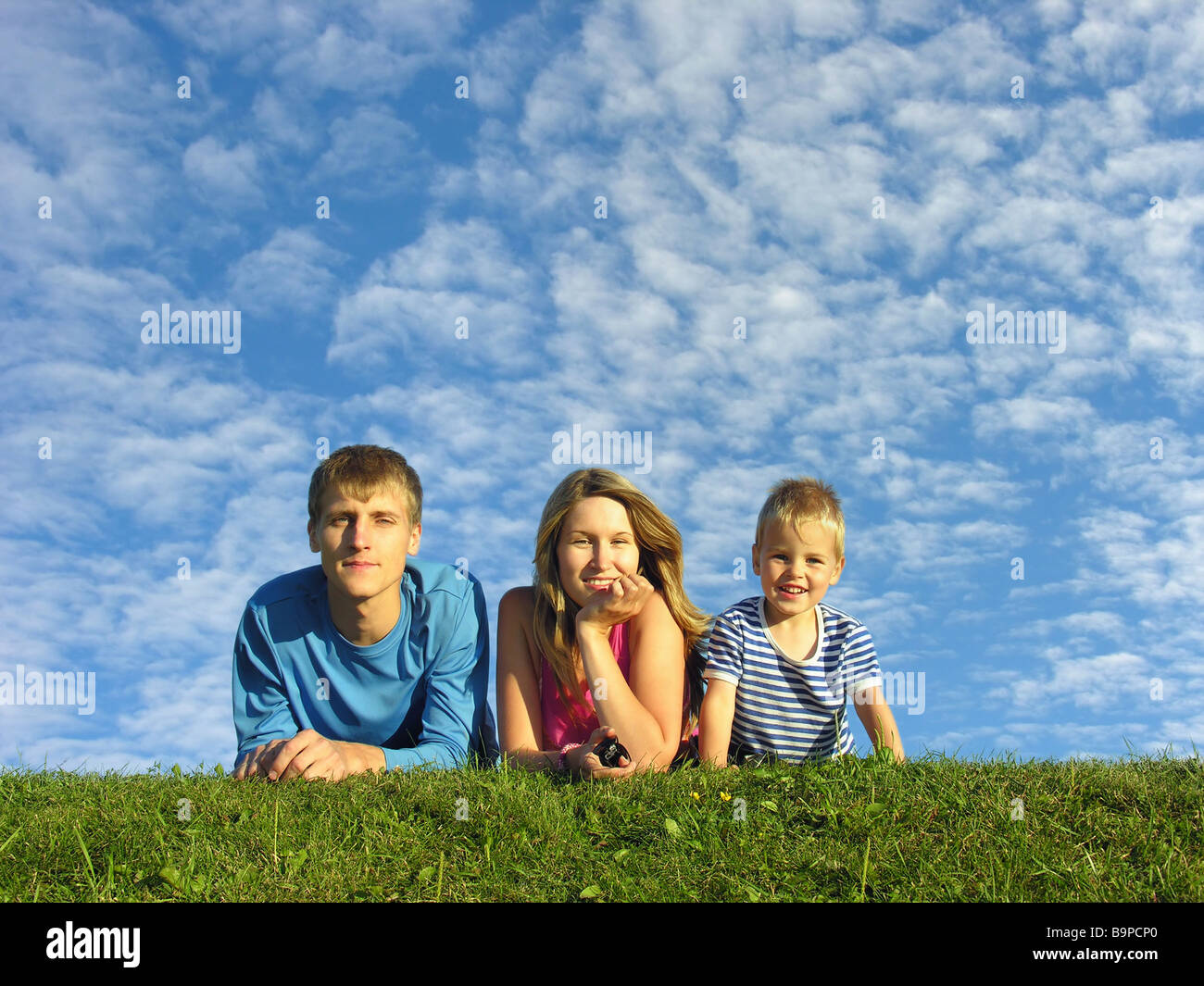 Cloudfield hi-res stock photography and images - Alamy