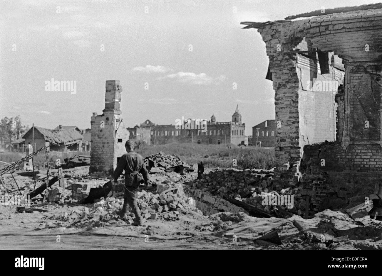 A Soviet soldier in destroyed Rzhev The Kalinin Front Stock Photo - Alamy